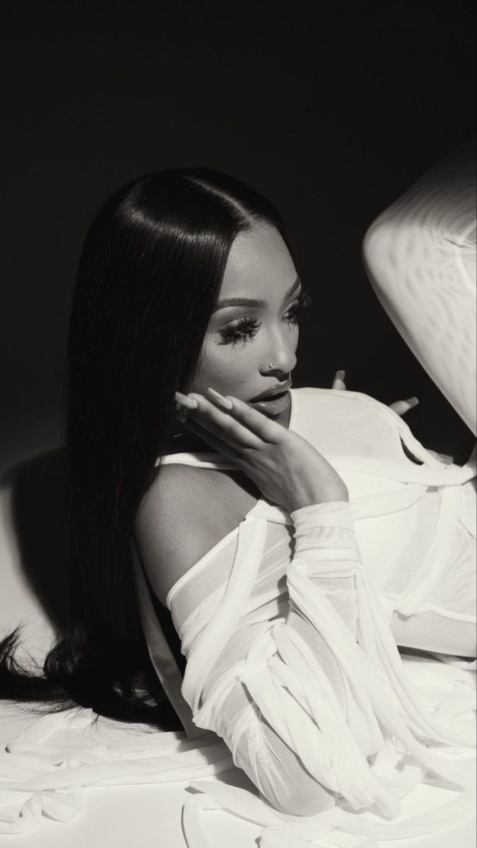 CLOSURES – Yolanda Hair